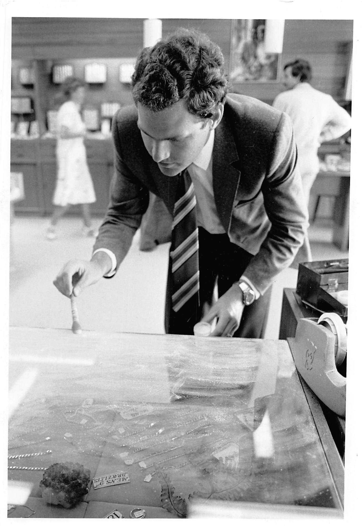 Professional Investigator – Senior Detective - Peter Mericka B.A., LL.B